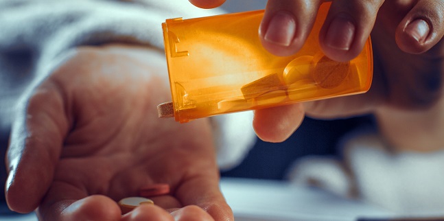 Potent Antithrombotic Therapy Cuts Spontaneous MI After PCI for ACS ...